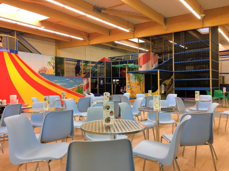 Looping Party : Jeux pour enfants / Manèges, Parc de loisirs ...